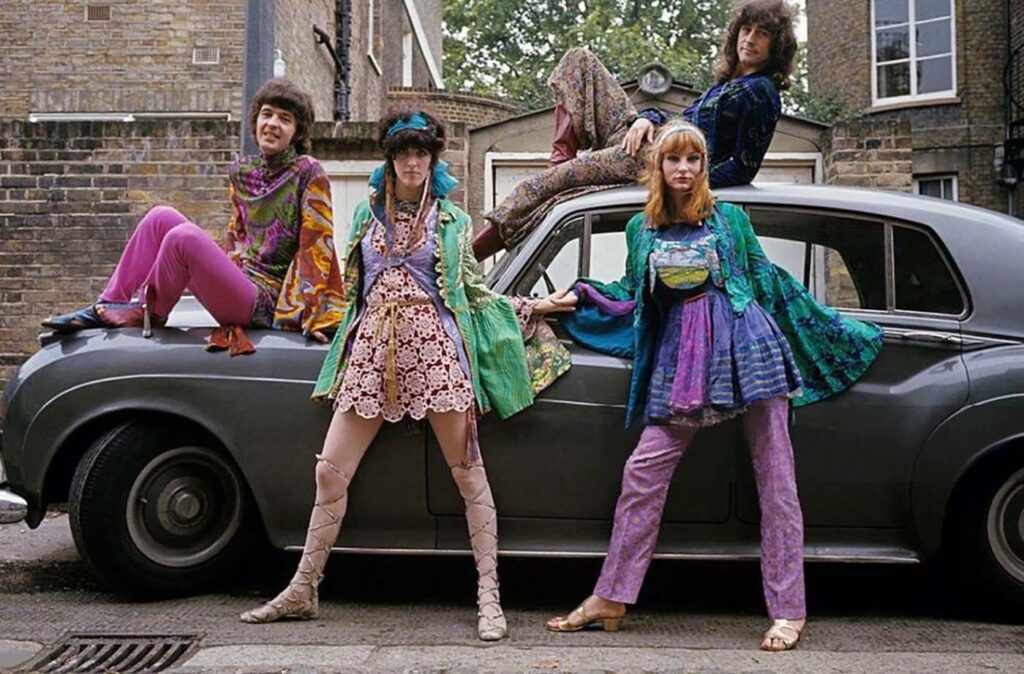 Interesting Facts about 60s Fashion - Fact Bud